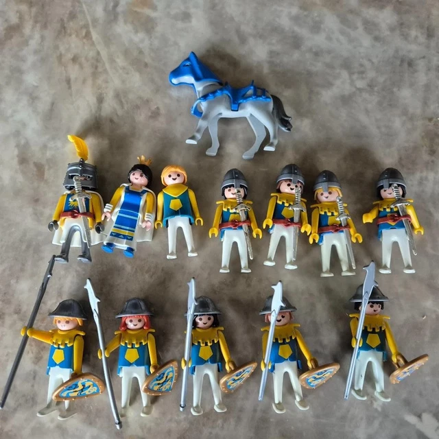 VINTAGE PLAYMOBIL CASTLE Knights Blue Yellow Eagle Weapons Horses ...