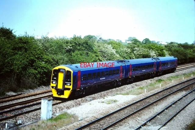 PHOTO CLASS 158 Sprinter Express 3-Car Dmu No 158 950 Leaving Westbury ...