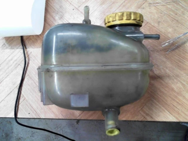 VASE D'EXPANSION OPEL CORSA C PHASE 1 9128766 EUR 17,29 - PicClick FR