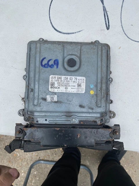 MERCEDES SPRINTER W906 2.1 CDi - Engine Control Unit ECU A6461506378 ...