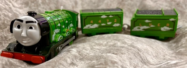 THOMAS THE TANK Engine Flying Scotsman and Tenders Trackmaster ...