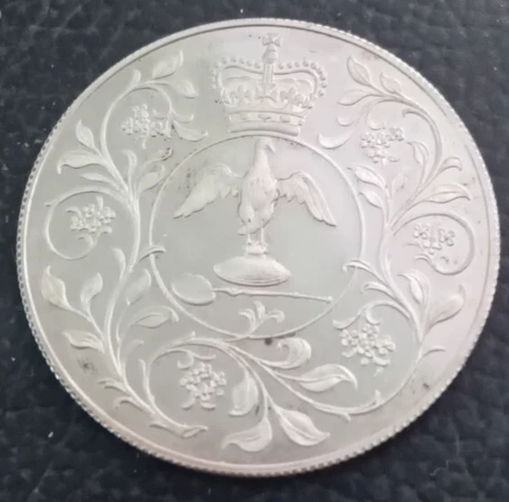 QUEEN ELIZABETH II Silver Jubilee 6.2.1977 Crown Silver Commemorative Crown Coin £506.52 ...