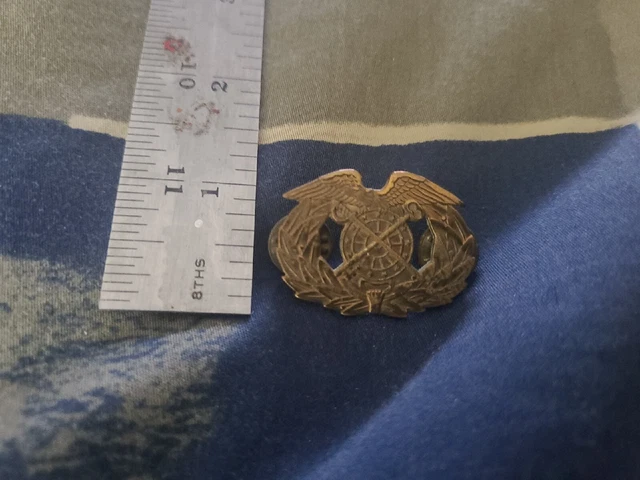 VINTAGE US MILITARY Quartermaster Eagle Crossed Sword Key Pin U.S.- WW2 ...