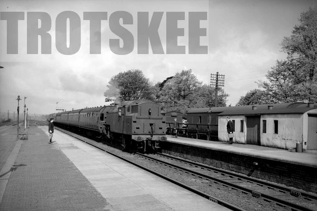 LARGER NEGATIVE BR British Rail Steam Loco 42334 Class 4P Hemel ...