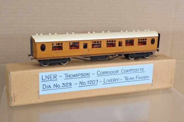 LAWRENCE SCALE MODELS STUDLEY KIT BUILT LNER THOMPSON COMPOSITE COACH ...