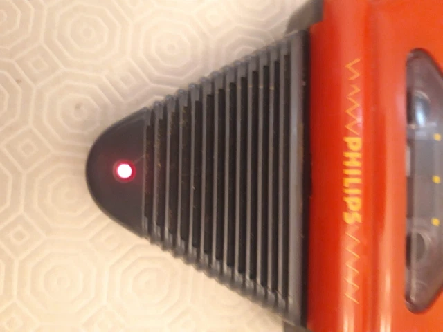 PHILIPS MOVING SOUND 80er anni WALKMAN CASSETTE PLAYER d6608 tracolla ...