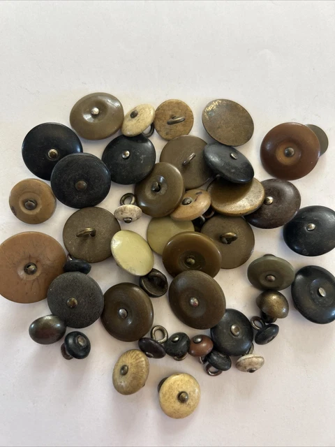 VINTAGE BRITISH ARMY Military Collection of Buttons for Jackets ...