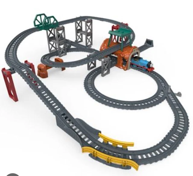 THOMAS & FRIENDS TRACKMASTER 5in1 BUILDER SET COMPLETE COM POSTAGE £20. ...