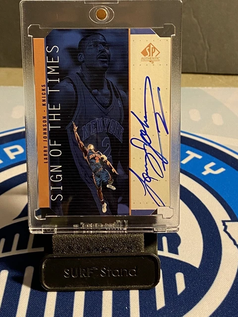 1999 SP AUTHENTIQUE découpe matrice Larry Johnson Auto EUR 38,88 ...
