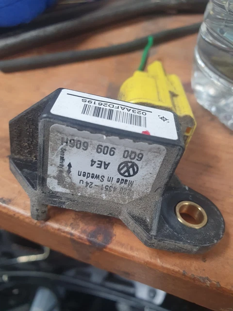 VW BEETLE CONVERTIBLE Front Airbag Crash Sensor 6Q0 909 606 H £55.00 ...