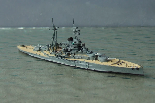 BATTLESHIP HMS RESOLUTION by Neptun S 1:1250 Waterline Ship Model £76. ...