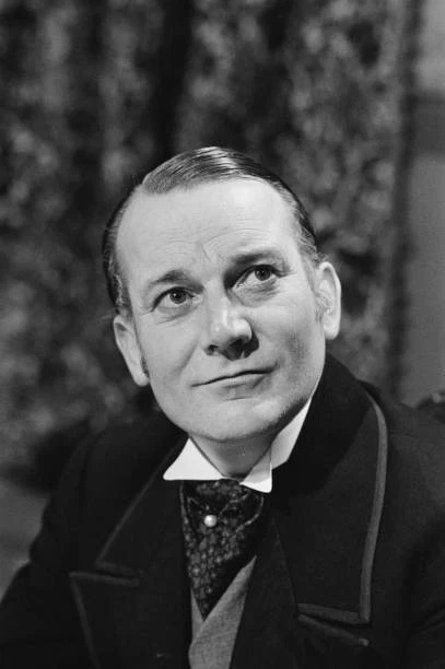 ENGLISH ACTOR DENHOLM Elliott Pictured In A Scene 1965 OLD PHOTO £5.36 ...
