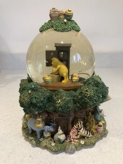 DISNEY WINNIE THE Pooh Snow Globe Music box Rare 22cm high £30.00 ...