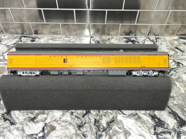 CUSTOM UP UNION Pacific 208 Power Car Heritage HO Excursion Car $375.00 ...