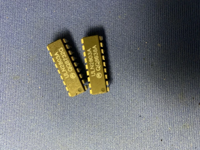 ULN2003A MOTOROLA ULN2003 16-PIN DIP Darlington transistor array RARE ...