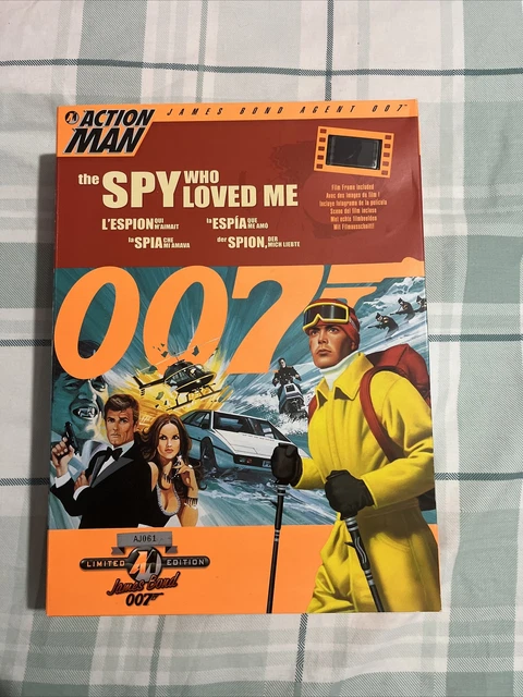 JAMES BOND ACTION Man: The Spy Who Loved Me figure w/ film still, early ...