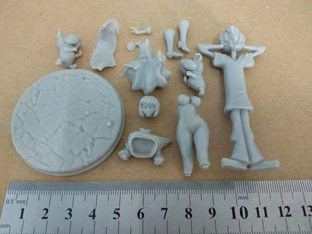 1/24 SCALE VELMA and Her Companions Full Resin Figure Model Kit ...