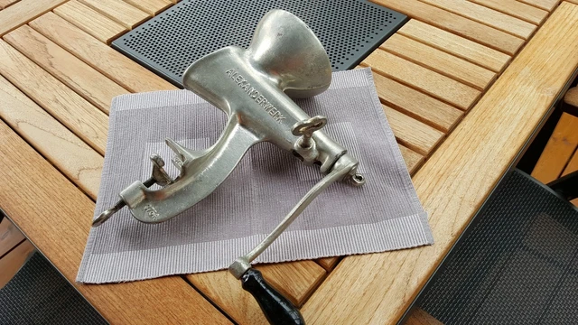 ALEXANDERWERK BEERENPRESSE 376 A Saftpresse Obstpresse Entsafter XXL ...