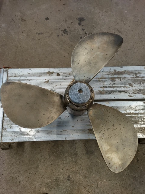 FOLDING PROPELLER. FLEXOFOLD 3 Blade. Volvo Penta. Yanmar. Saildrive £ ...