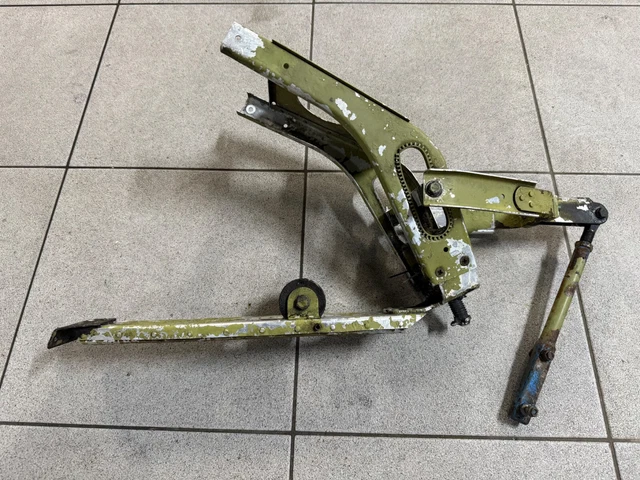 PIPER PA34-200 STABILATOR Trim Bracket Assy Barrel 96596-002 95991-000 ...