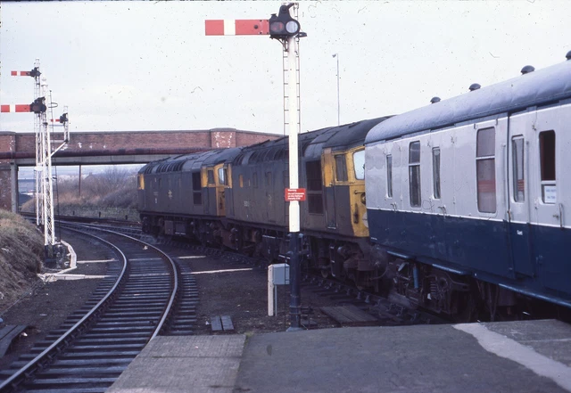 ORIGINAL 35MM RAILWAY Slide Class 26 26013 26022 Perth 1983 with ...