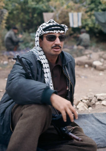 PALESTINIAN POLITICAL LEADER Yasser Arafat 1968 OLD PHOTO 3 EUR 6,28 ...