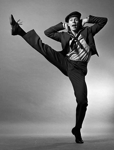 DANCER ROGER BRIANT 1967 in the original cast of Cabaret OLD PHOTO 2 ...