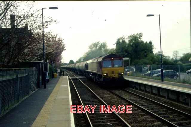 ORIGINAL 35MM SLIDE CLASS 66 LOCO NO 66186 AT FISKERTON STATION EUR 4 ...
