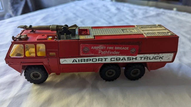 CORGI MAJOR 1103 Chubb Pathfinder Airport Crash Truck with Working ...