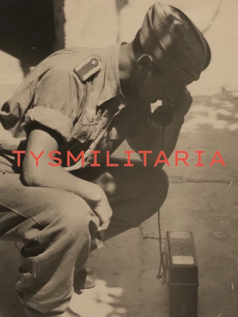 ORIGINAL WW2 PHOTO German Tropical Luftwaffe Soldier Using Field Phone ...