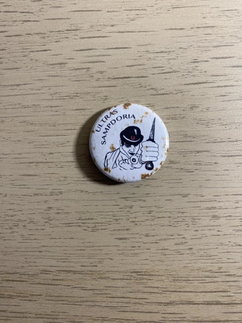 SPILLA ULTRAS SAMPDORIA UTC 1969 Ultras Tito Cucchiaroni Samp Pins ...