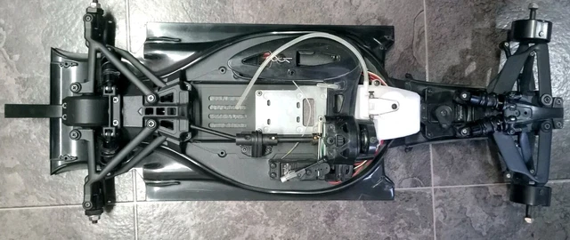 RED BULL RB7 Nitro RC - Deagostini Kyosho F1 RC 1:7 Scale - Partly ...