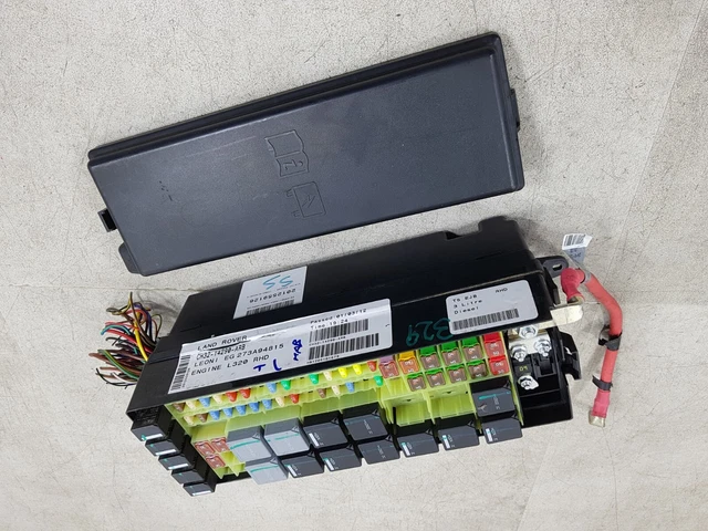RANGE ROVER SPORT L320 09-13 Engine Bay Fuse Relay Box Ch32-14290-Arb £ ...