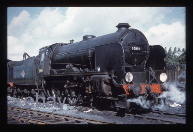KRP 35MM SLIDE - ex SR V Class 30904 'Lancing' on Basingstoke shed 4.60 ...