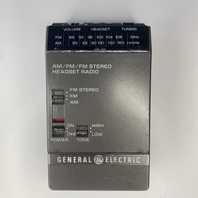 EARLY VINTAGE GENERAL Electric AM/FM Stereo Headset Radio No 7-1700B ...