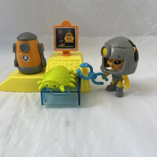 OCTONAUTS KWAZII AND the Octobot Station, Robot - Complete Playset £30. ...