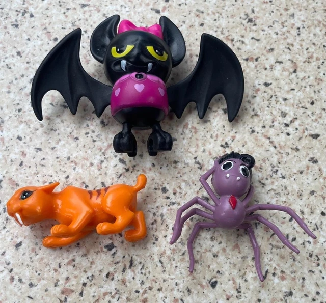 MONSTER HIGH DOLL Pets Collection Secret Creepers Count Fabulous Sweet ...