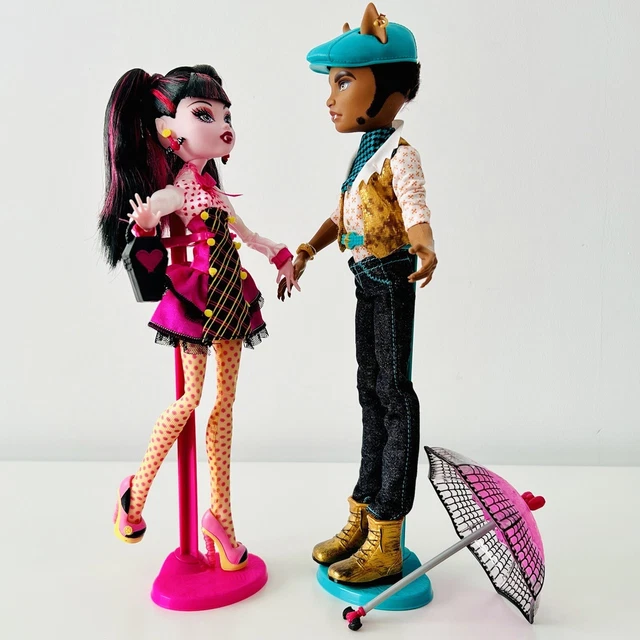 MONSTER HIGH BUNDLE Forbitten Love Draculaura & Clawd Wolf *NEAR ...