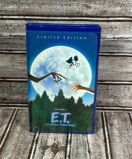 E.T. THE EXTRA Terrestrial Limited Edition Movie VHS Clamshell Case ...