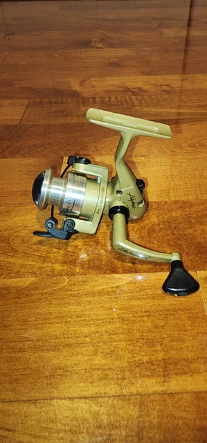 VINTAGE SHAKESPEARE ALPHA ralx 2730g long cast Spinning Fishing Reel ...