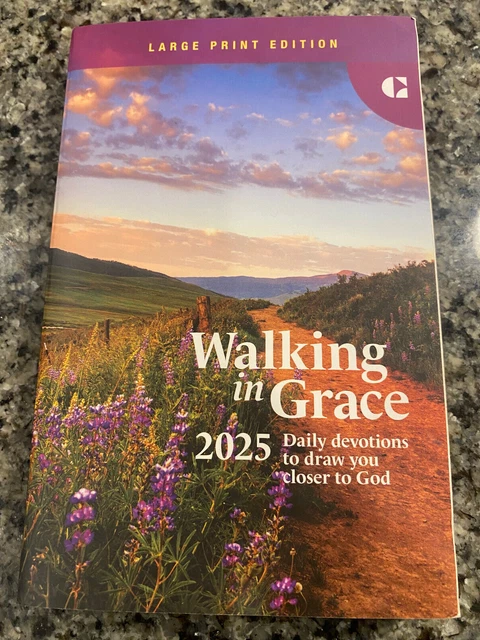 WALKING IN GRACE 2026: Daily Devotions to Draw You Closer to God $27.05 ...