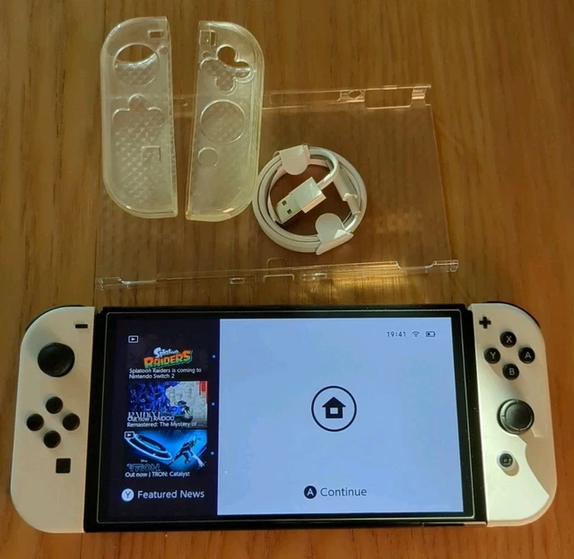 MINT CONDITION NINTENDO Switch OLED Model HEG-001 Console 64GB White ...