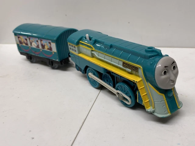 THOMAS TANK ENGINE Thomas Connor & Coach Trackmaster Motorised Loco ...
