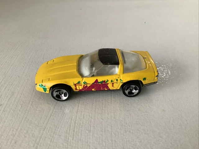 HOT WHEELS 1980 Corvette 2000 Release World Tour Egitto Livery Giallo ...