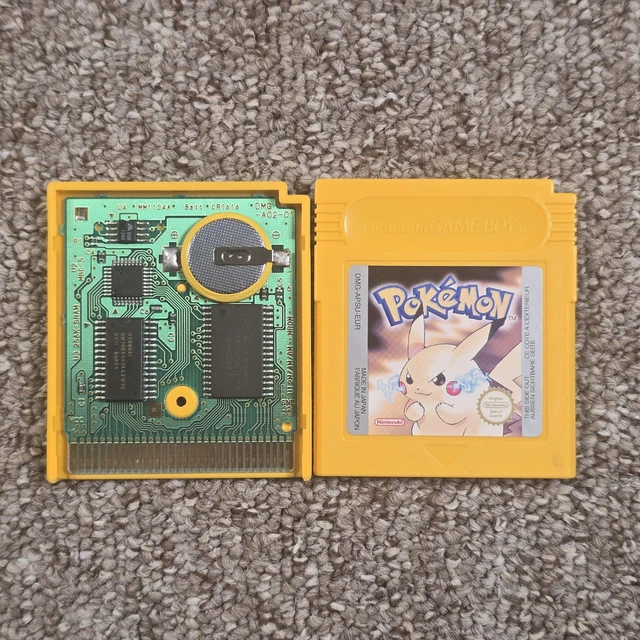 POKÉMON YELLOW VERSION Pikachu Edition Battery Replaced - Game Boy ...