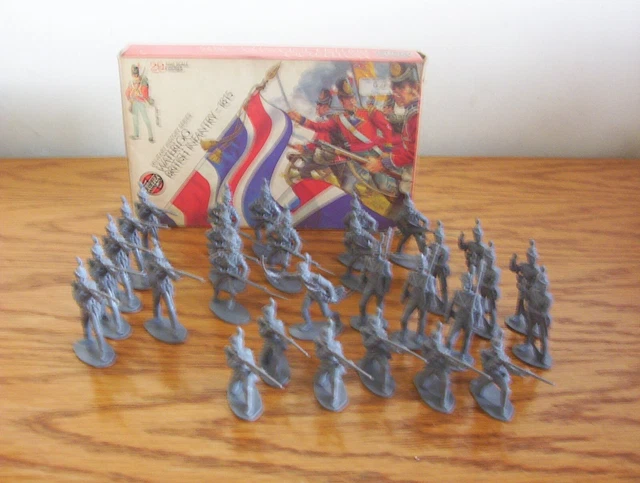 VINTAGE AIRFIX 1/32 scale soldiers Waterloo British Infantry 1815 ...
