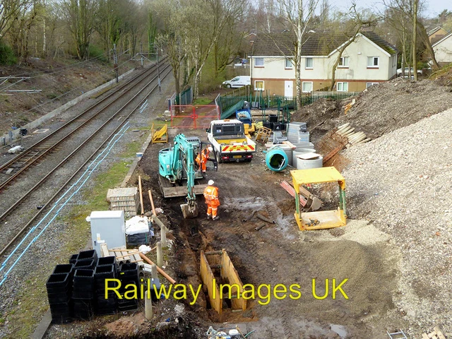 RAILWAY PHOTO 6X4 Construction of "Turnback" at Crumpsall Metrolink ...