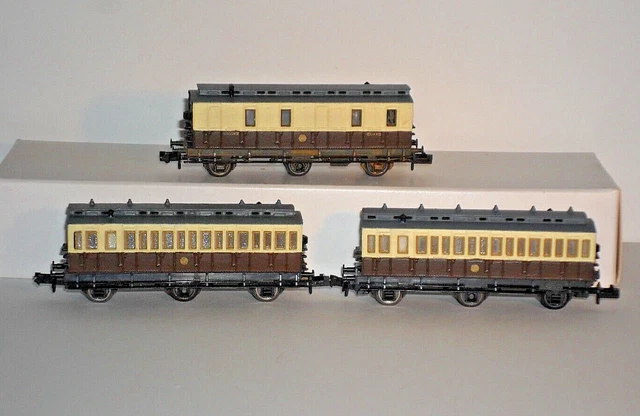 N GAUGE 3 Gwr Clerestory 6 Wheel Coaches/Carriages Choc/Cream Incl ...