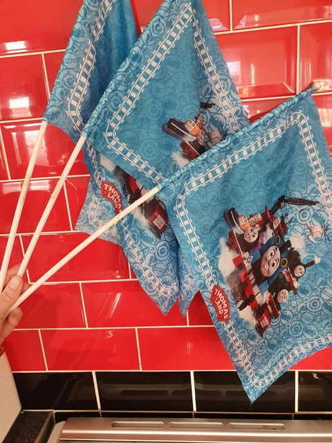 THOMAS THE TANK ENGINE & FRIENDS - FLAG - Flag is 450MM x 300MM Thomas ...