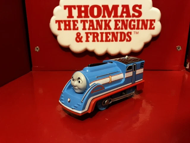 STREAMLINE THOMAS THE RACE Trackmaster Motorised Battery Train Thomas ...